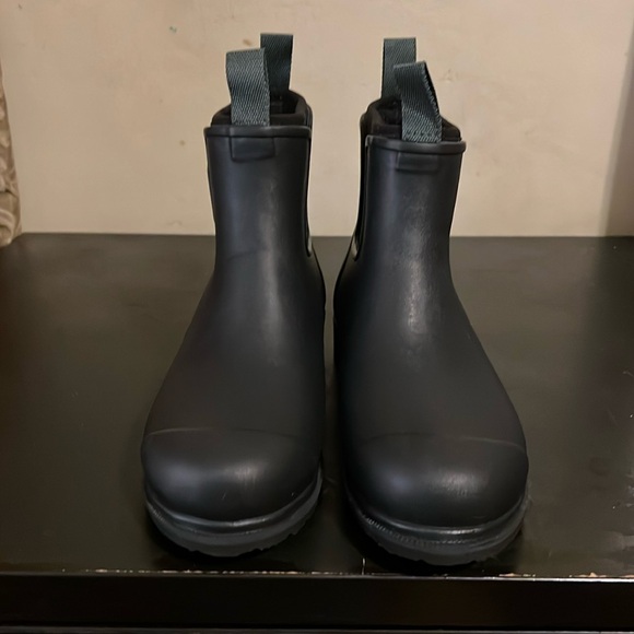 Merry People | Shoes | Merry People Bobbi Black Ankle Rain Boot Sz 8 ...